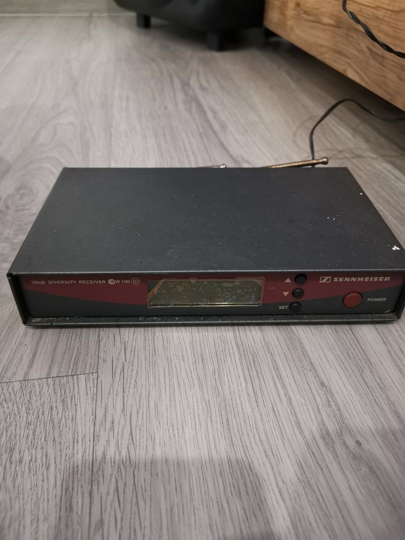 Gd Con Seinheiser Ew100 G2 Mic receiver, Audio, Microphones on Carousell