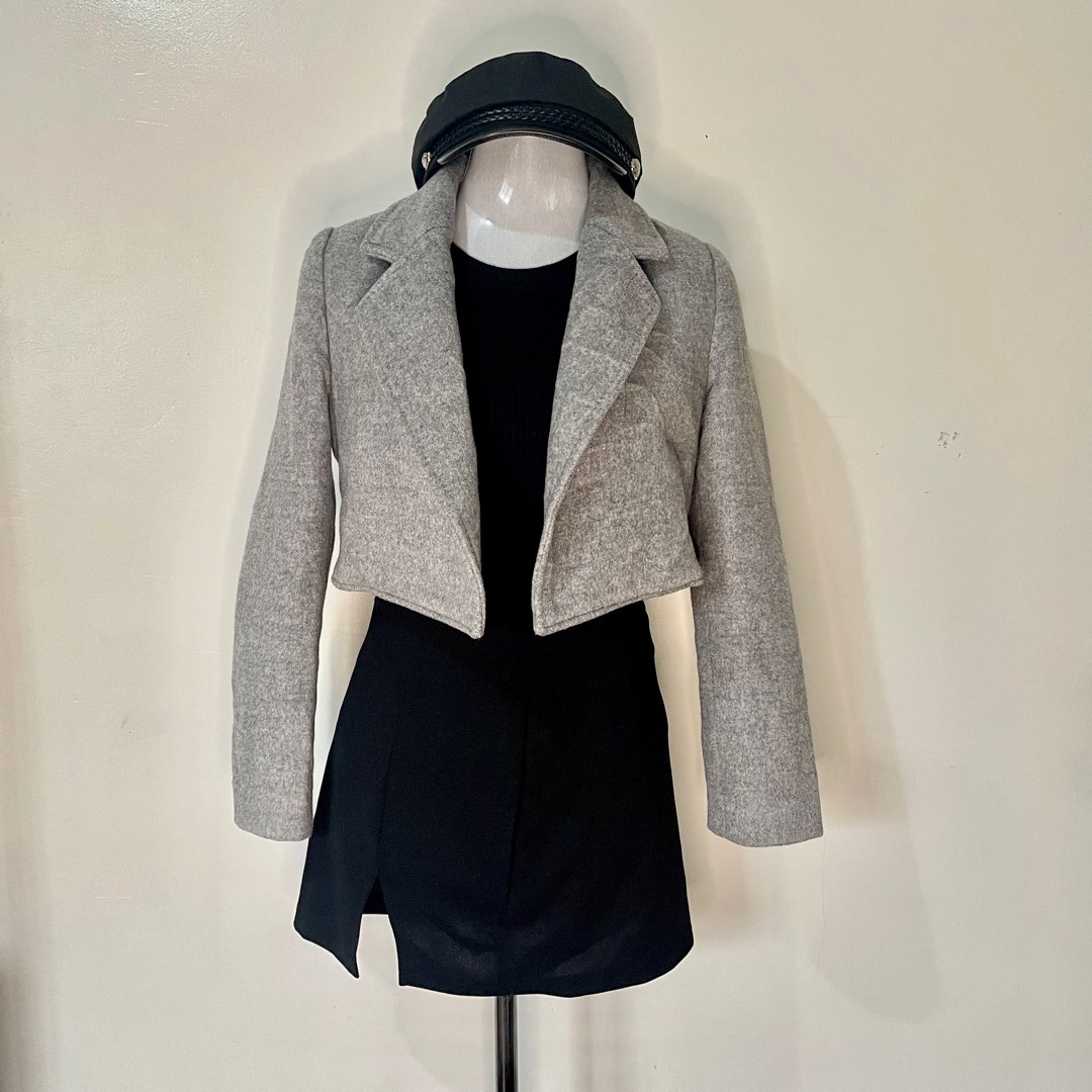 Gray Crop Coat, Women's Fashion, Coats, Jackets and Outerwear on Carousell