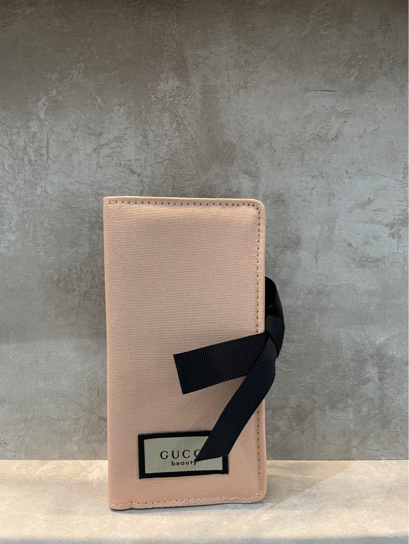 Gucci brush set, Beauty & Personal Care, Face, Makeup on Carousell