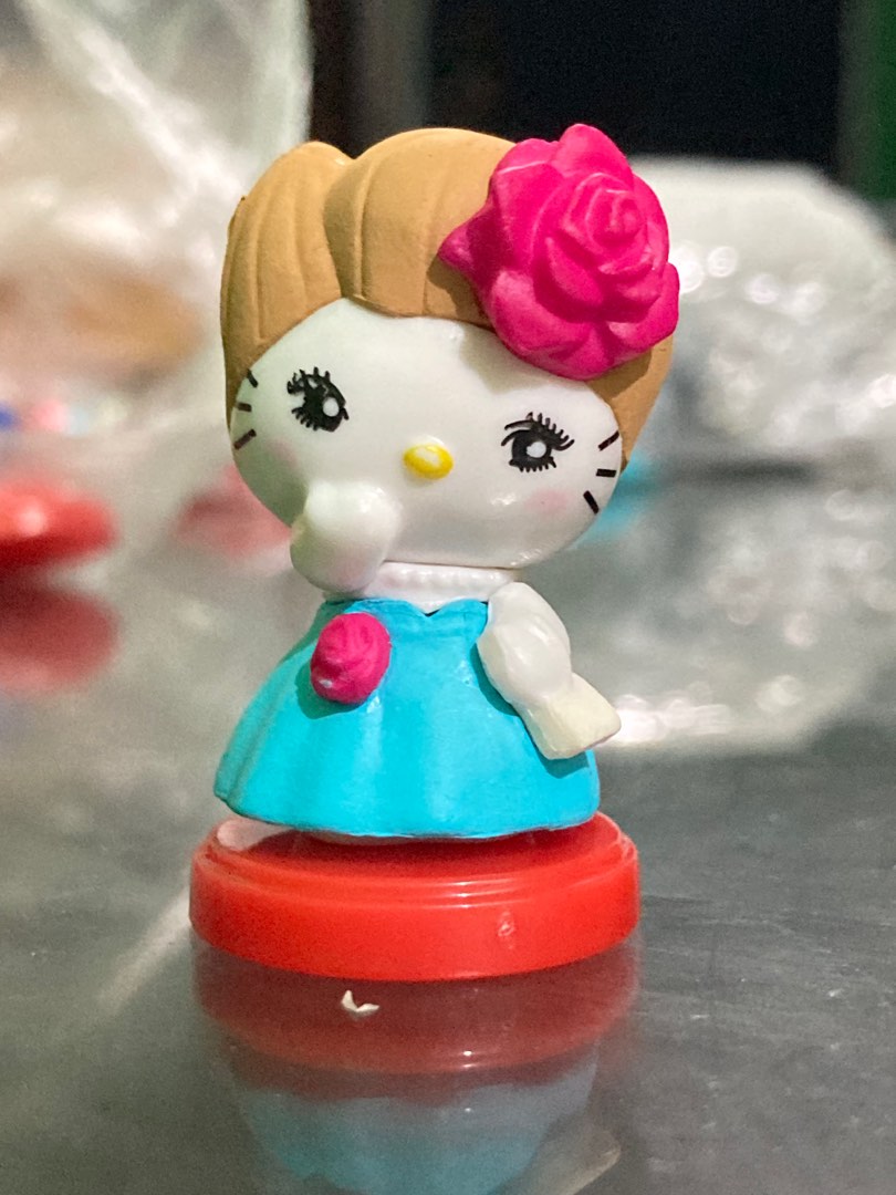 Hello Kitty Lady Figure, Hobbies & Toys, Toys & Games on Carousell