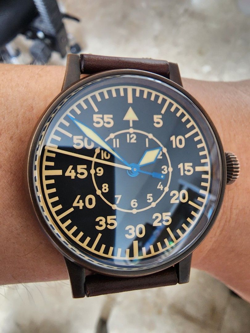 Hruodland Bronze Pilot B Dial 42mm, Luxury, Watches on Carousell