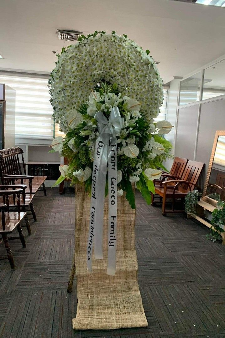 Inauguration flower standings wreaths delivery, Furniture & Home Living ...