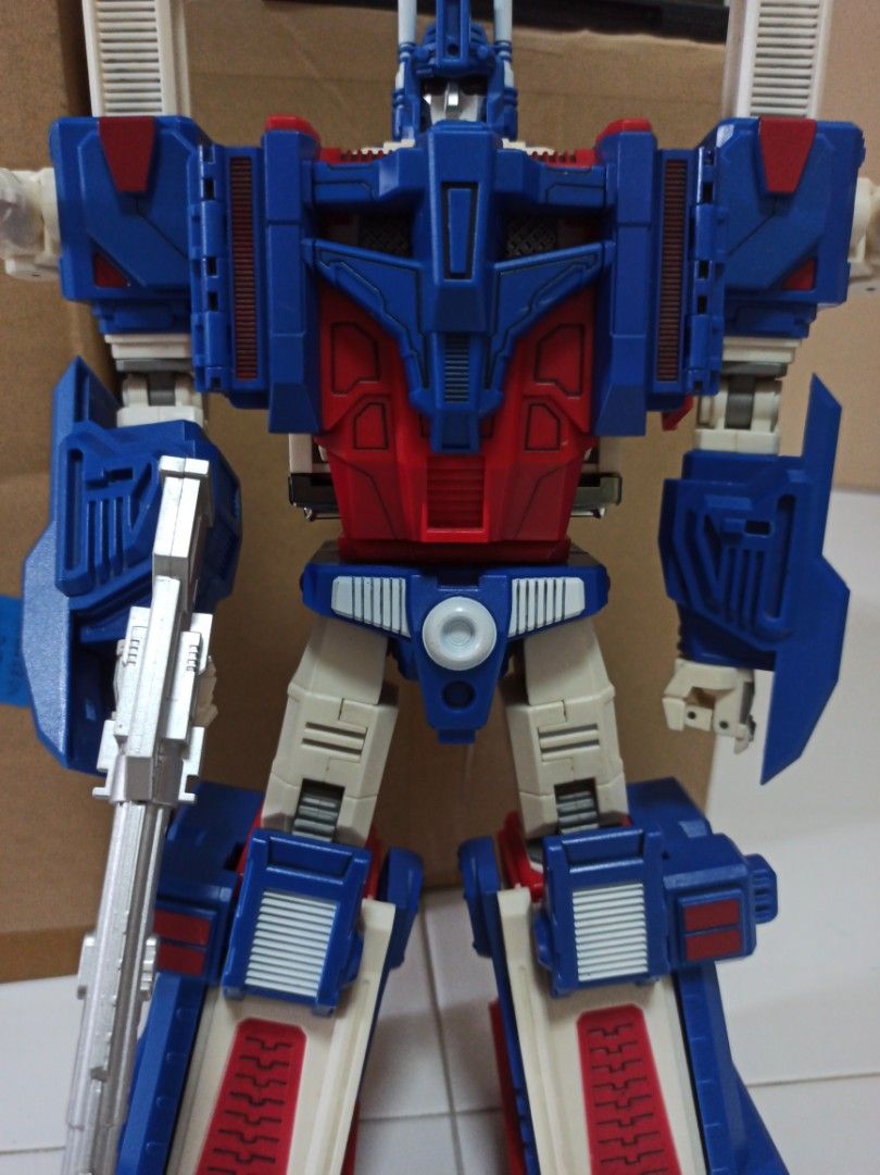 KFC Citizen Stack Transformers Masterpiece MP Ultra Magnus, Hobbies ...