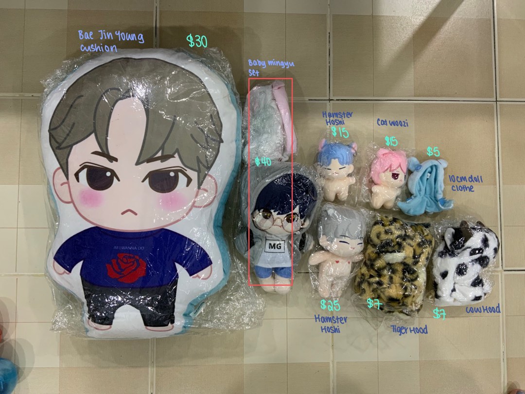 K-pop dolls, Hobbies & Toys, Memorabilia & Collectibles, Fan ...