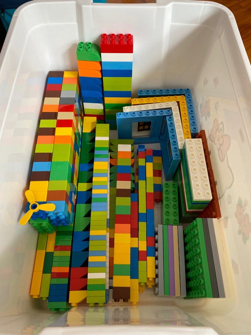 Lego Blocks 800+ pieces, Hobbies & Toys, Toys & Games on Carousell