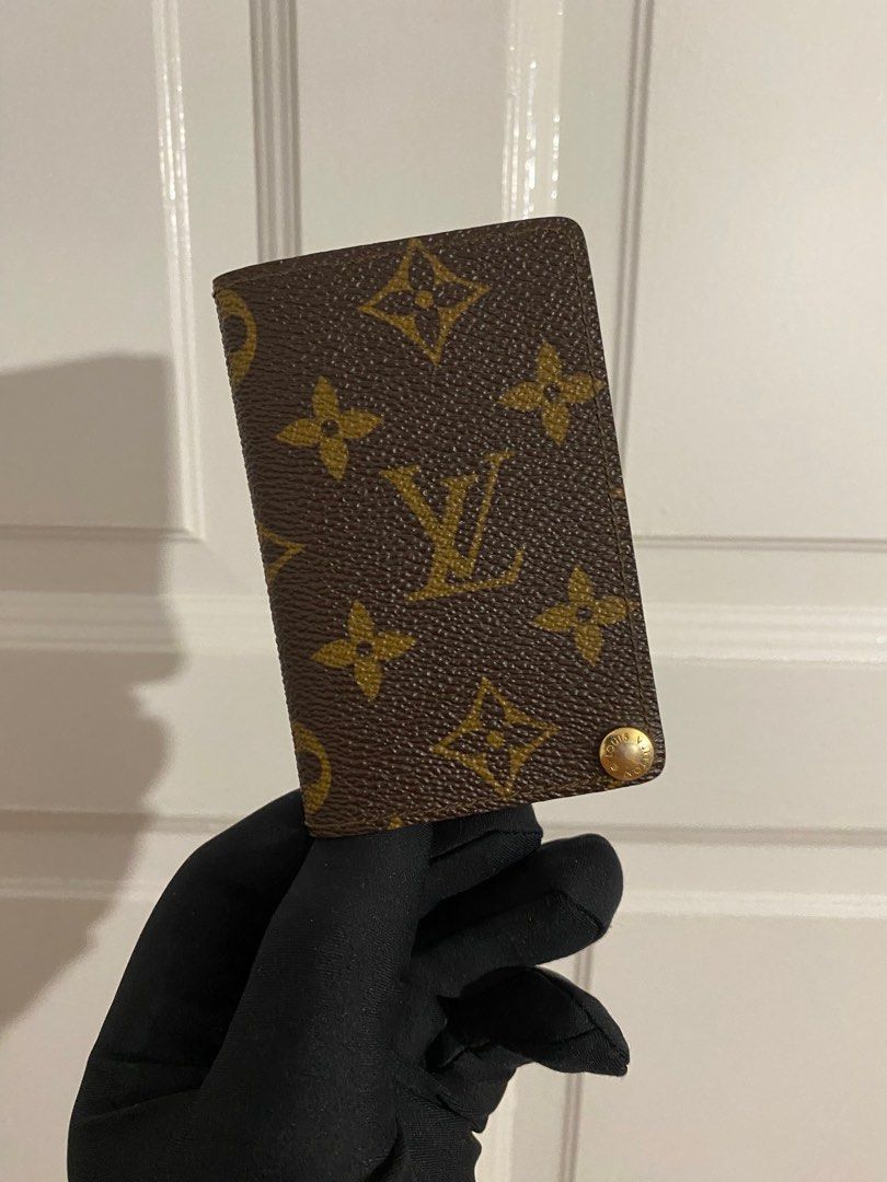 LOUIS VUITTON LV CARD HOLDER, Luxury, Bags & Wallets on Carousell