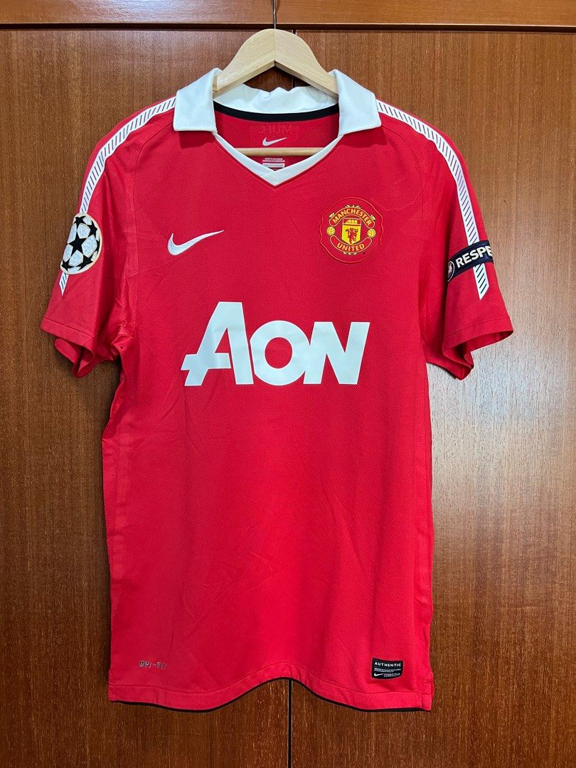 Manchester United 2010/11 Home Kit with Scholes Print, Men's Fashion ...