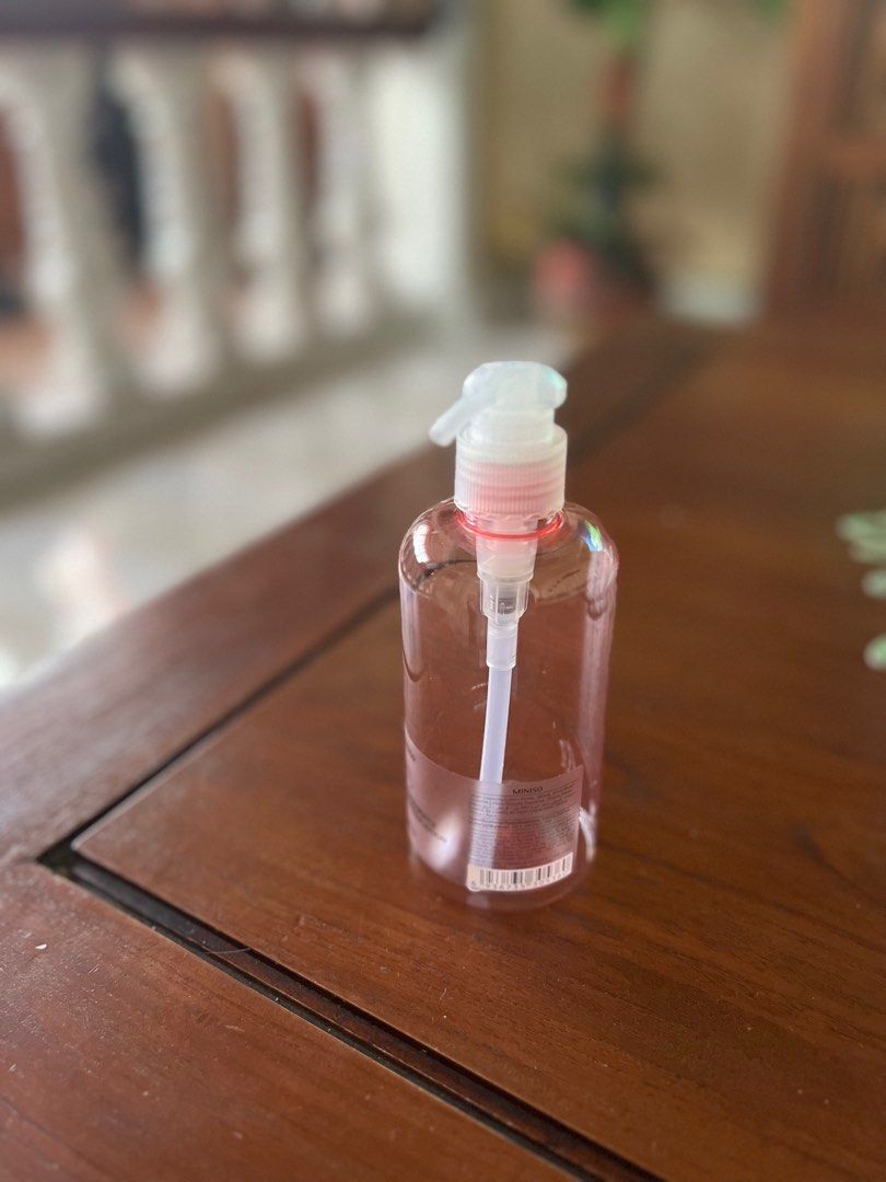 Miniso Lotion Bottle -280ml (Pink), Beauty & Personal Care, Sanitisers ...