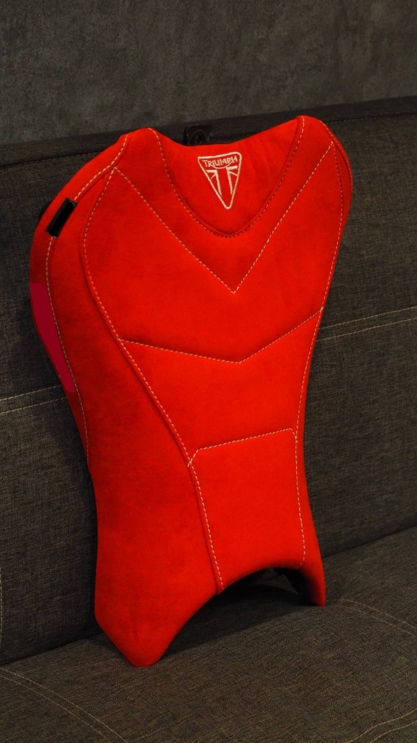 Moto Racy Singapore Triumph Bonneville Daytona Explorer Tiger Street ...