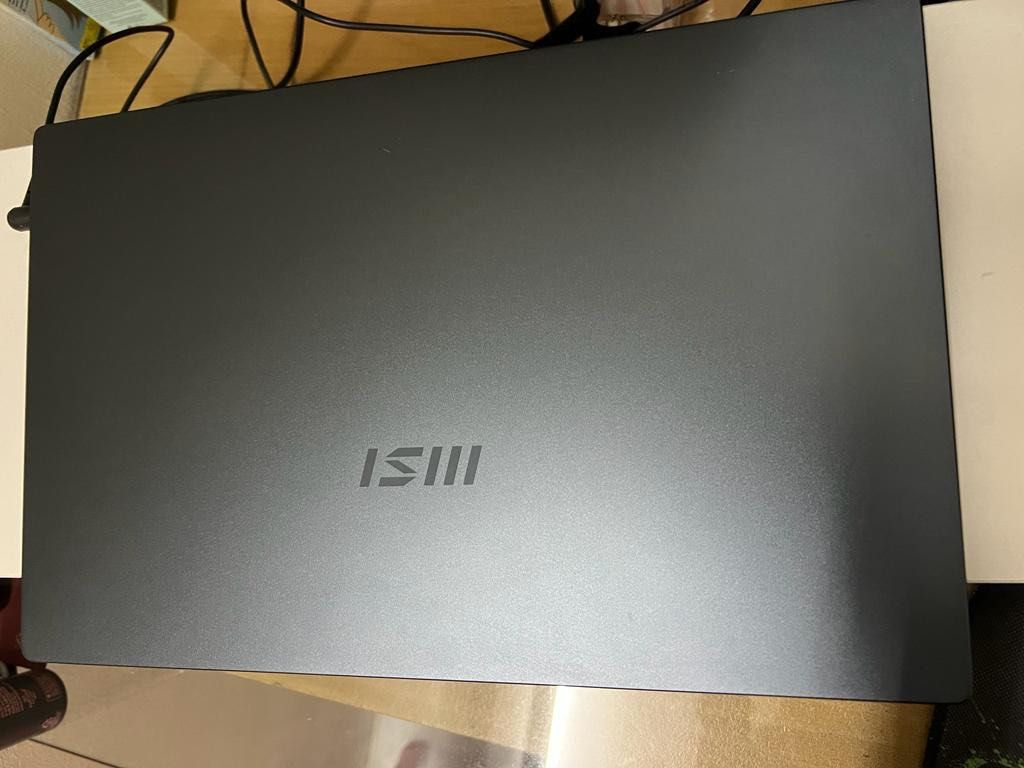 MSI Modern 15 A5M ( light weight Used 11 Month only), Computers & Tech ...