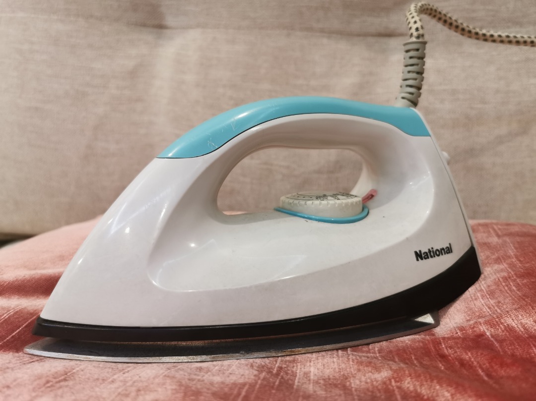 National Iron, TV & Home Appliances, Irons & Steamers on Carousell