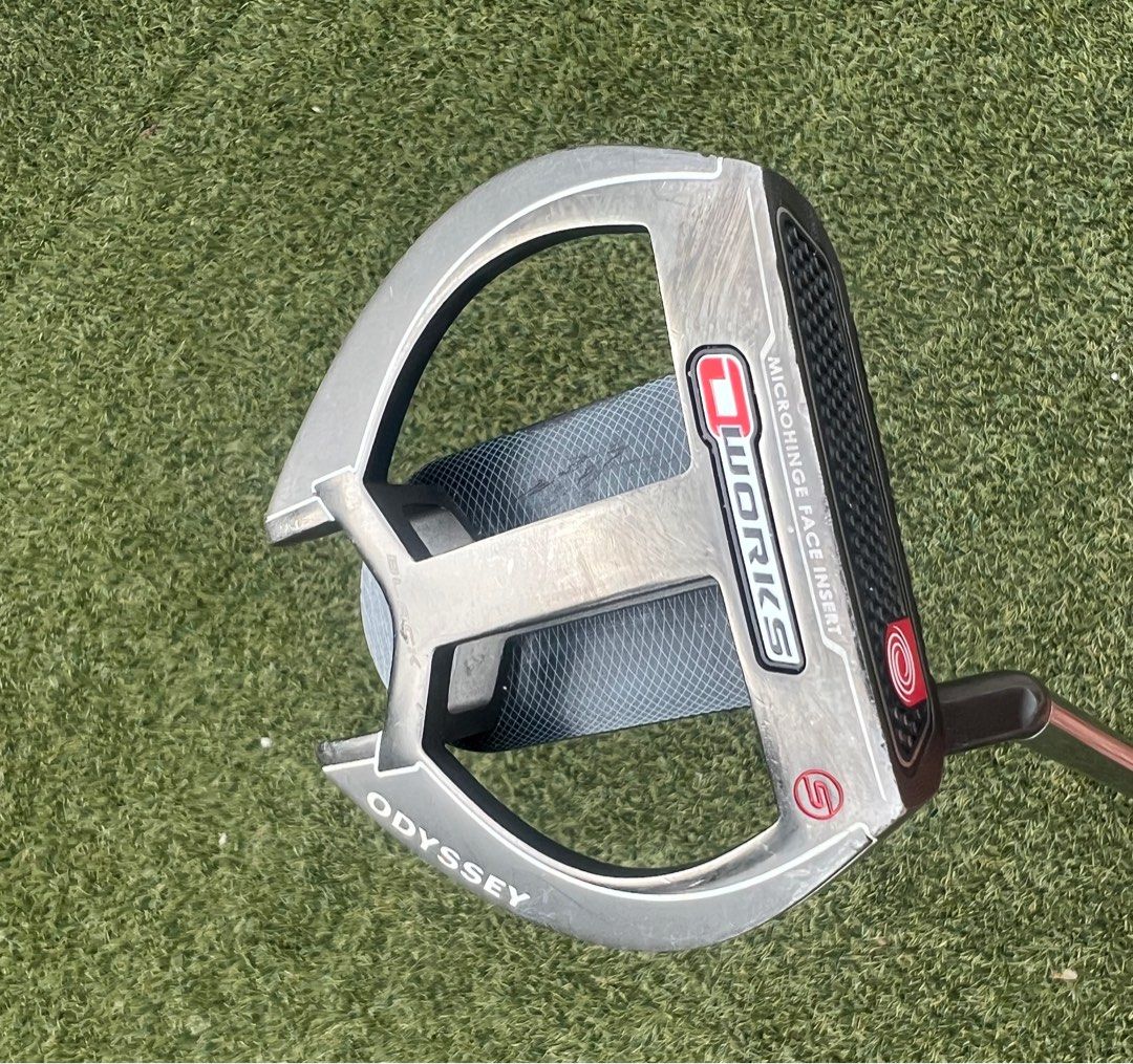 Very good condition ODYSSEY 2-ball fan g black putter with microhinge ...