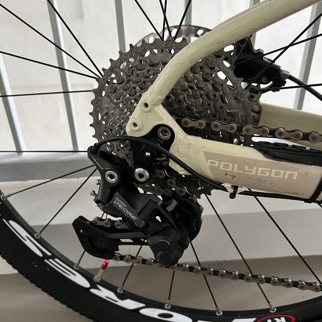Polygon Xtrada 6 Mountain Bike, Sports Equipment, Bicycles & Parts, Bicycles on Carousell