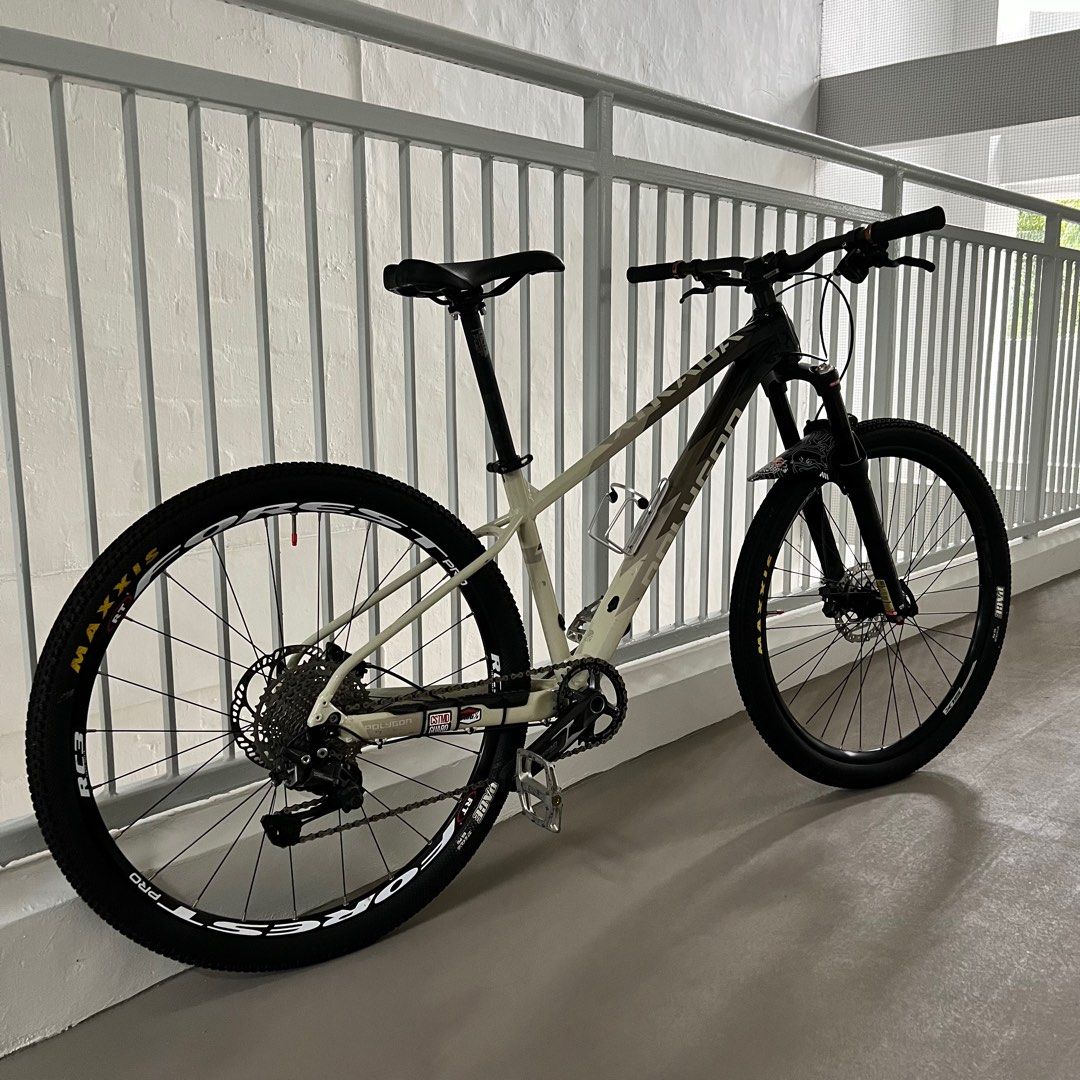 Polygon Xtrada 6 Mountain Bike, Sports Equipment, Bicycles & Parts, Bicycles on Carousell