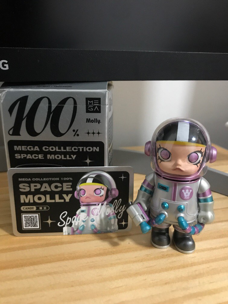 Popmart 100% spade molly - candy, Hobbies & Toys, Toys & Games on Carousell