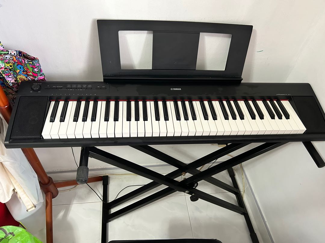 Portable Yamaha NP12 Piaggero 61-key , Hobbies & Toys, Music & Media ...