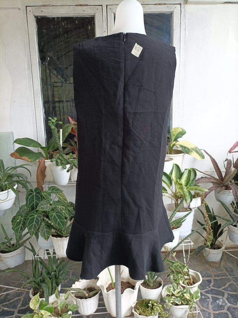 Preloved Second Bekas Mini Dress Overall Hitam Merk Bless, Fesyen ...