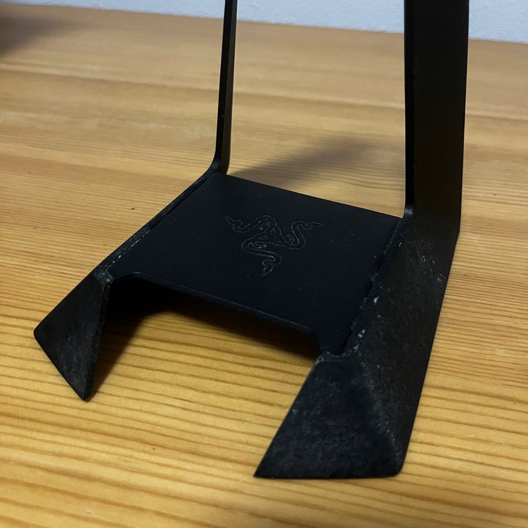 Razer Metal Headphone stand, Audio, Headphones & Headsets on Carousell