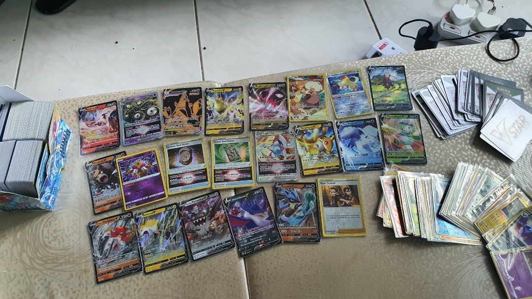 [RUSH] Pokémon cards, Hobbies & Toys, Toys & Games on Carousell