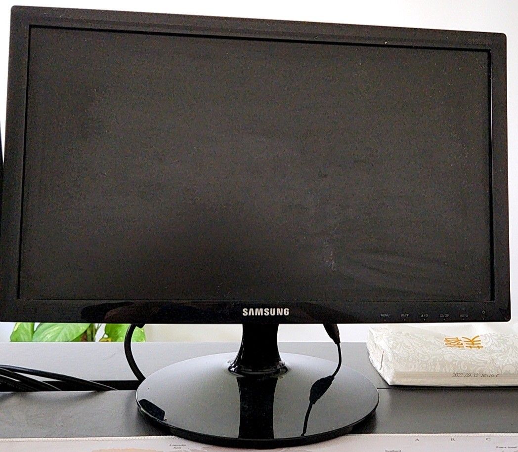 Samsung 19 inch LED monitor, Computers & Tech, Parts & Accessories ...
