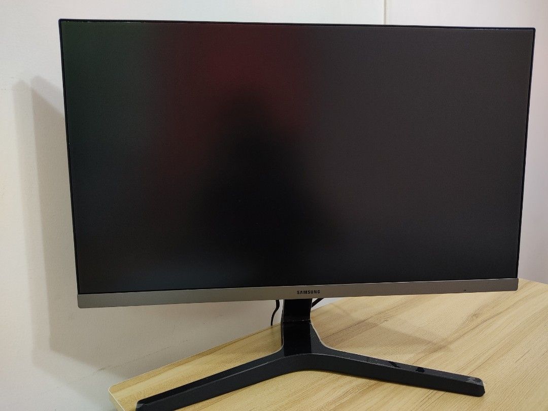 Samsung 24" SR350 Bezel-less LED Monitor, Computers & Tech, Desktops on ...