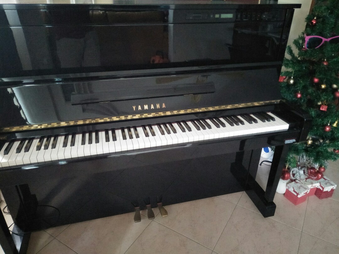 Yamaha U1 sized self playing piano, Hobbies & Toys, Music & Media ...