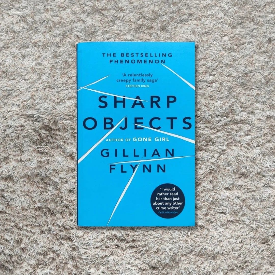 Sharp Objects by Gillian Flynn, Hobbies & Toys, Books & Magazines, Storybooks on Carousell
