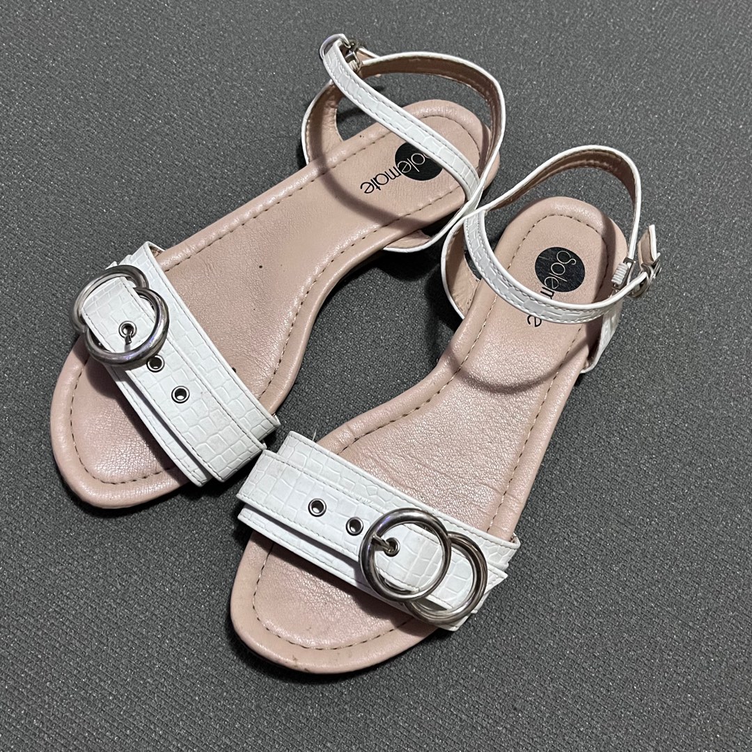 Solemate White Flat Sandals, Women's Fashion, Footwear, Flats & Sandals ...