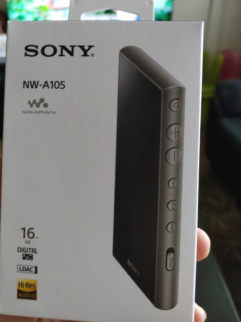 Sony nw105 MP 3 16gb (combo set), Audio, Portable Music Players on ...