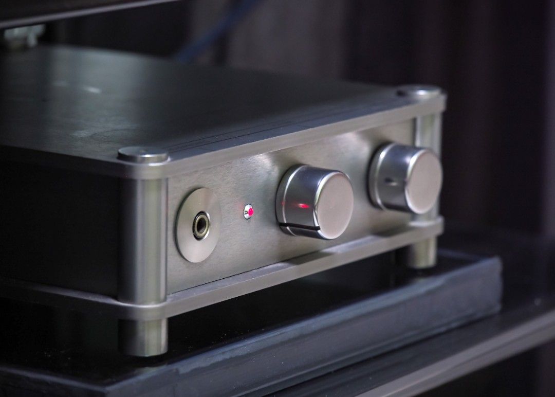 Sugden Bijou Headmaster class A headphone/pre amplifier, Audio ...