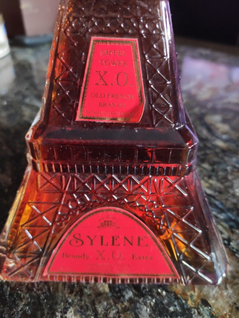 Sylene Eiffel Tower Brandy XO 700ml, Food & Drinks, Alcoholic Beverages ...