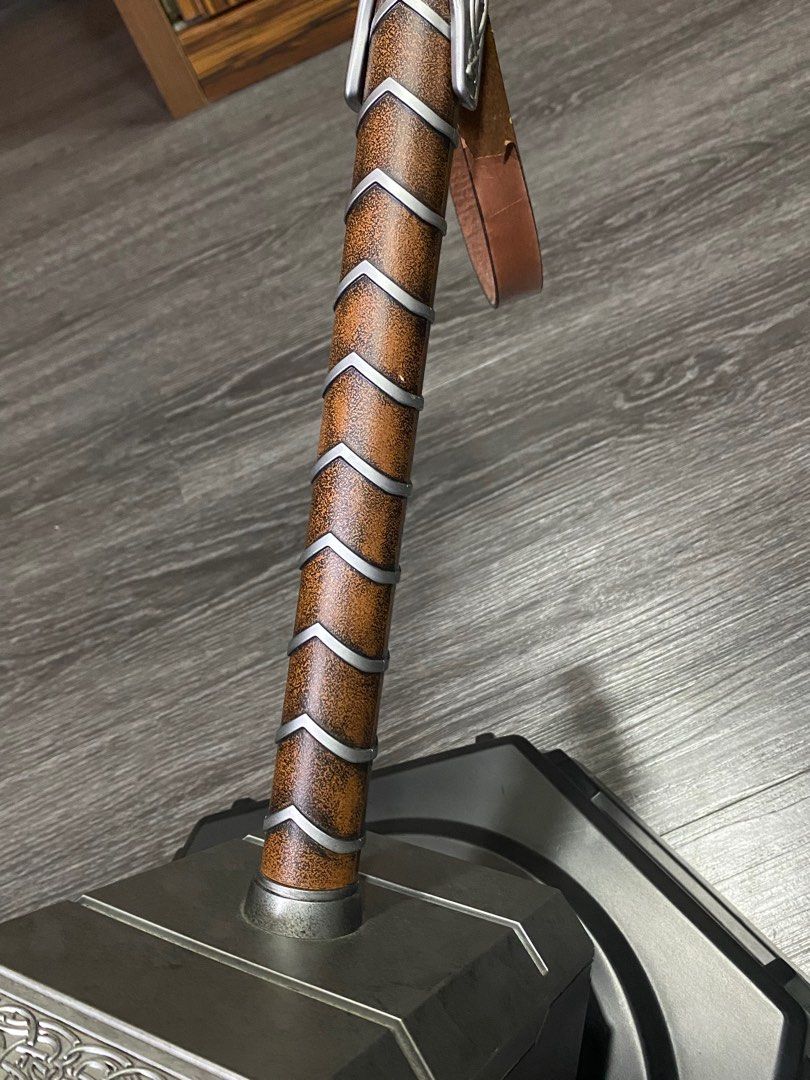 THOR Hammer Mjolnir 1:1 Exact , Hobbies & Toys, Memorabilia ...