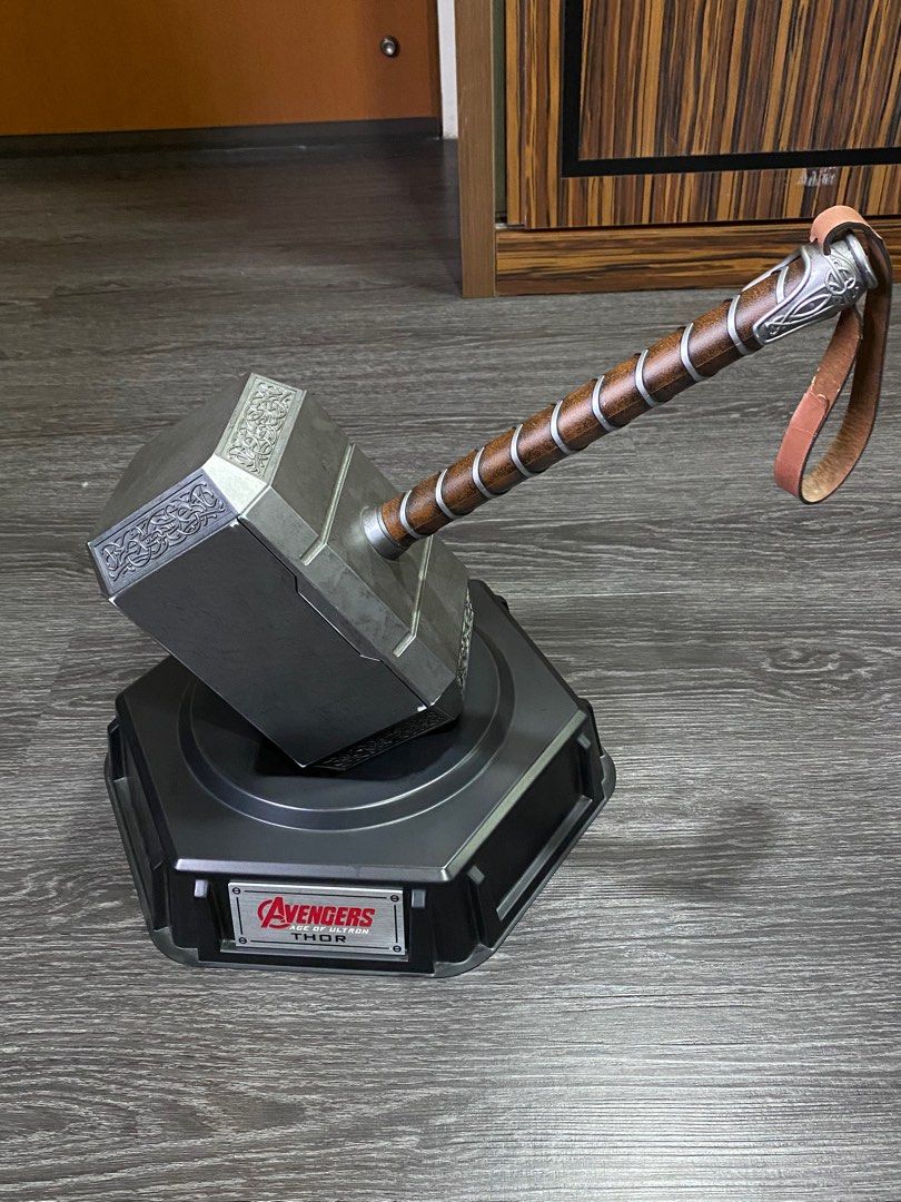 THOR Hammer Mjolnir 1:1 Exact , Hobbies & Toys, Memorabilia ...
