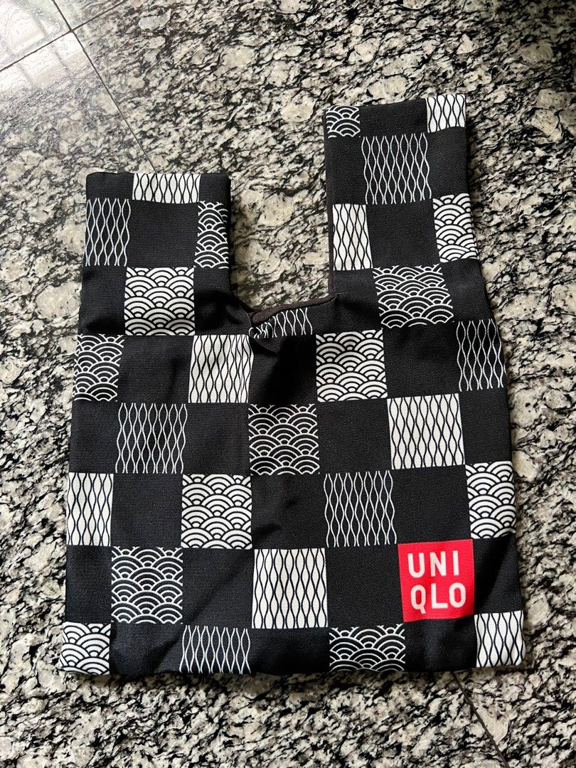 Uniqlo bag, Women's Fashion, Bags & Wallets, Beach Bags on Carousell