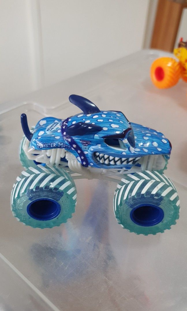 Use Monster Jam cars, Hobbies & Toys, Toys & Games on Carousell