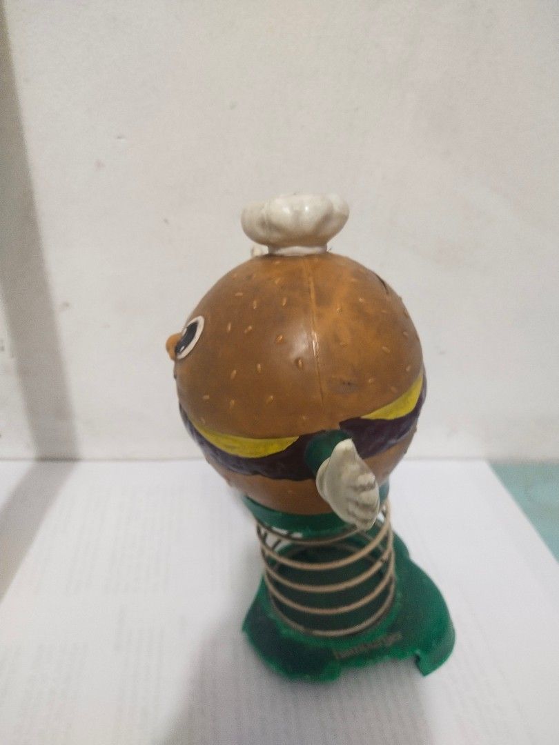 vintage "Burgee" display toy of Tropical Hut Hamburger/1970s era ...