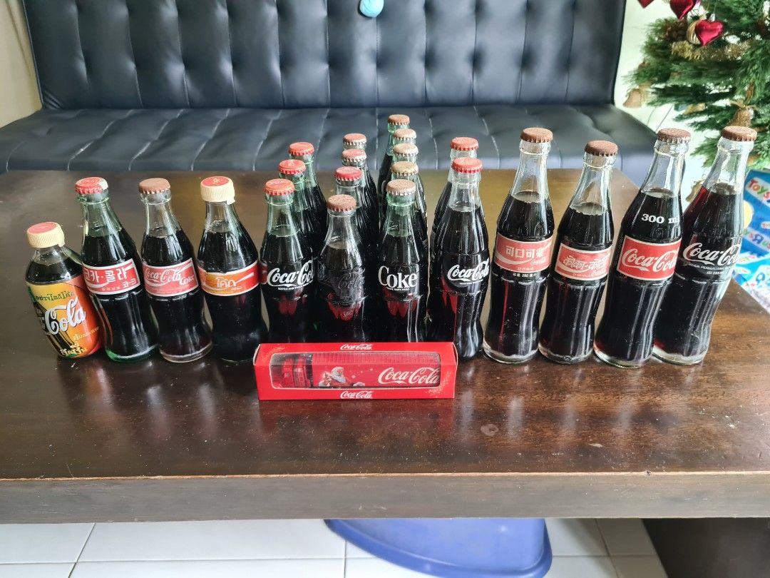 Vintage Coca Cola Bottles, Hobbies & Toys, Memorabilia & Collectibles ...