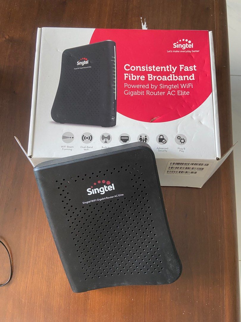WiFi Modem router Singtel wireless, Computers & Tech, Parts ...