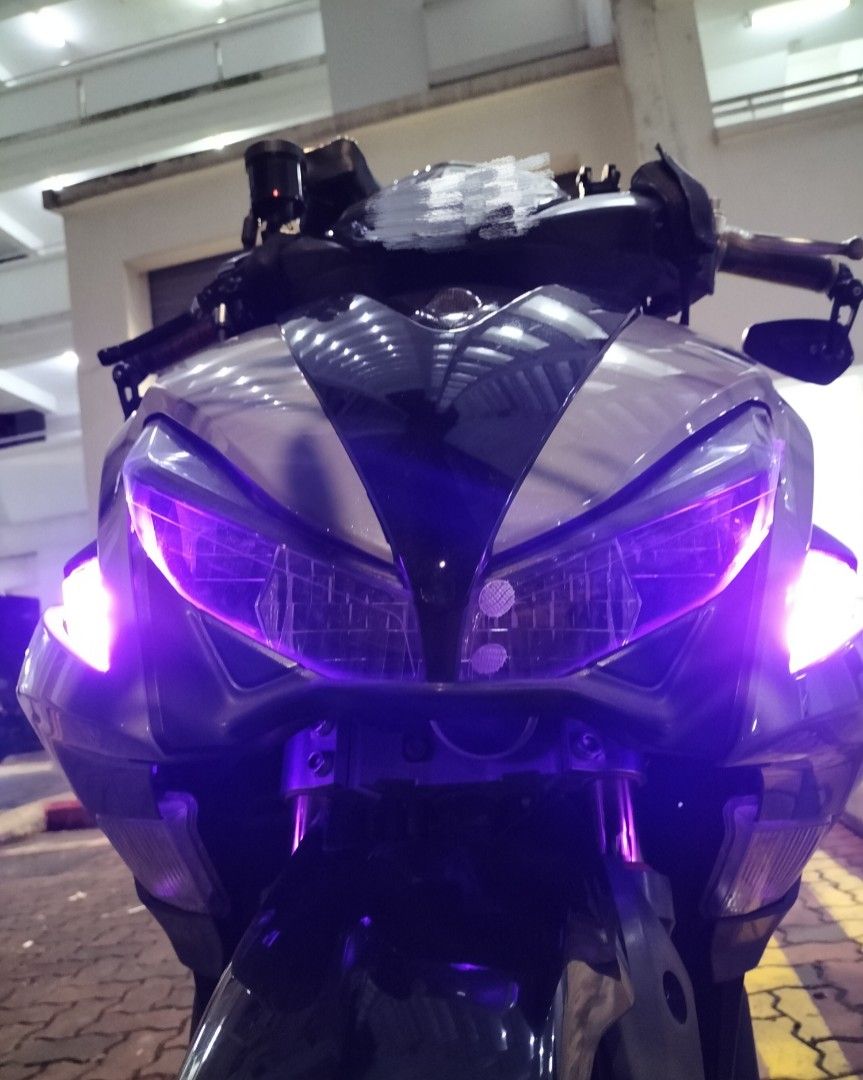 Yamaha Aerox pole light t10 LED, Motorcycles, Motorcycle Accessories on ...