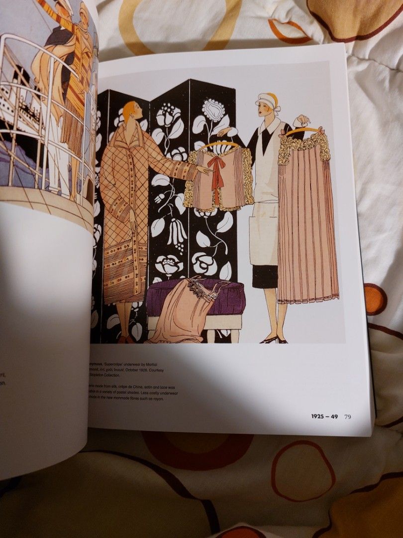 100 years of Fashion illustration ( 1st version), Hobbies & Toys, Books ...