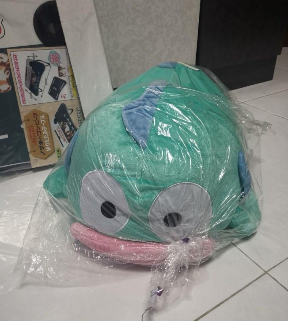 Authentic Toreba Japan SUPER BIG Sanrio Hangyodon 45cm flat laying ...