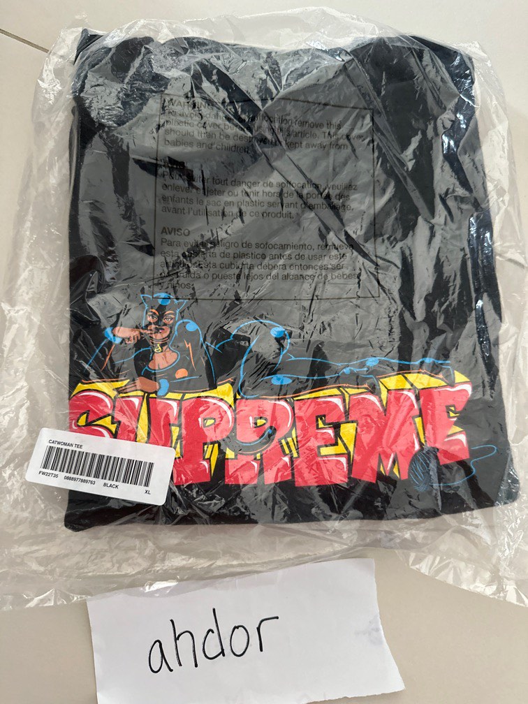 Batman Catwoman Supreme, Men's Fashion, Tops & Sets, Tshirts & Polo ...