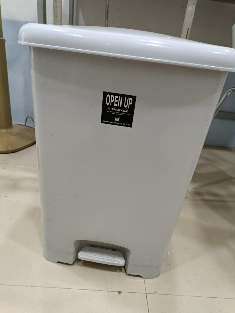 Big Leg Step Dustbin, Everything Else on Carousell