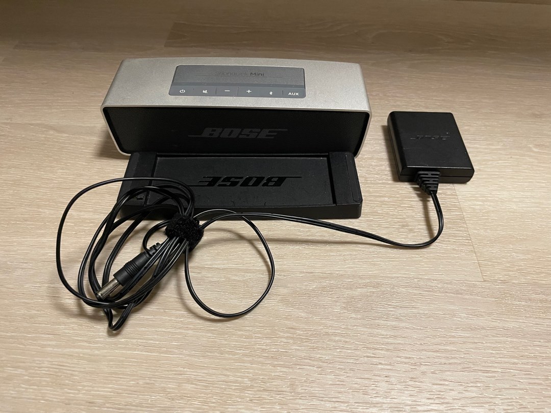 Bose mini SoundLink v1, Audio, Portable Music Players on Carousell
