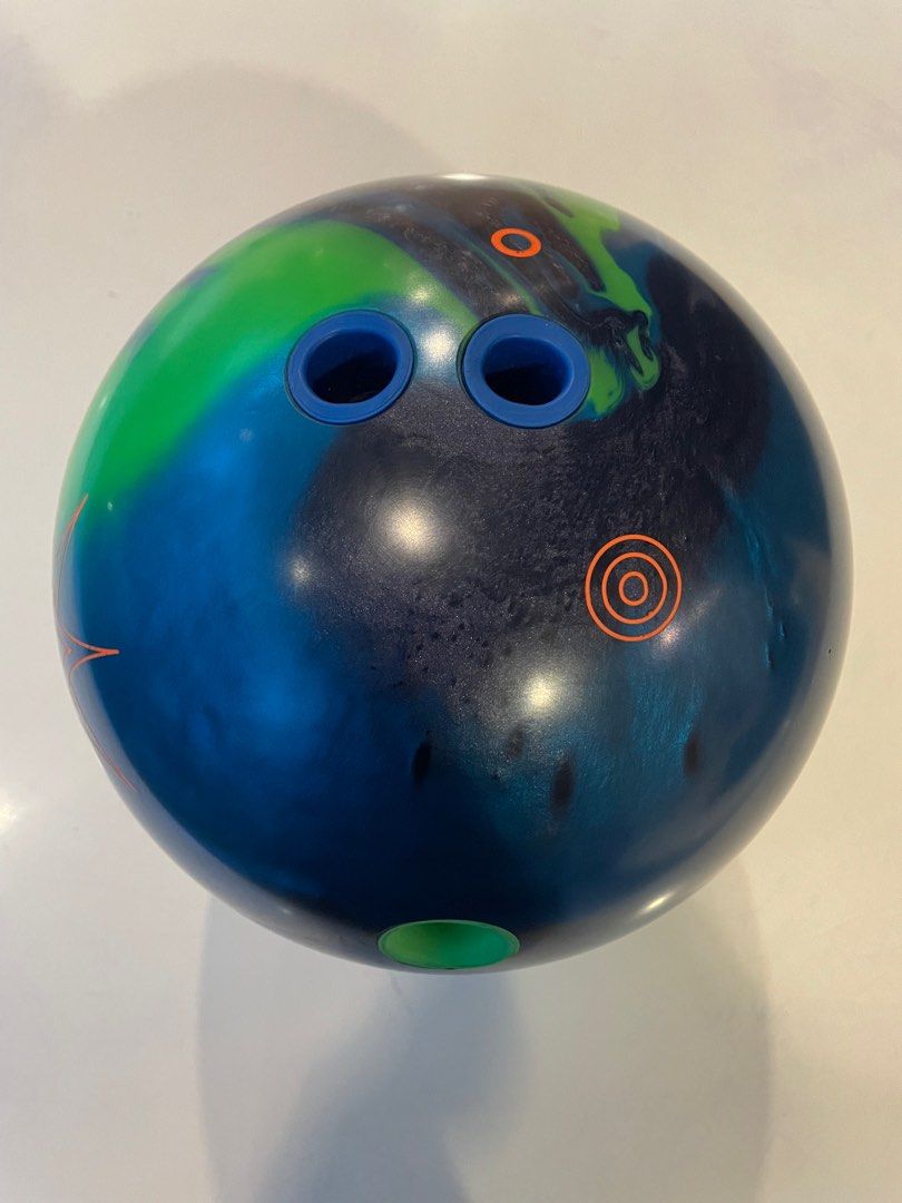 lizard eye bowling ball