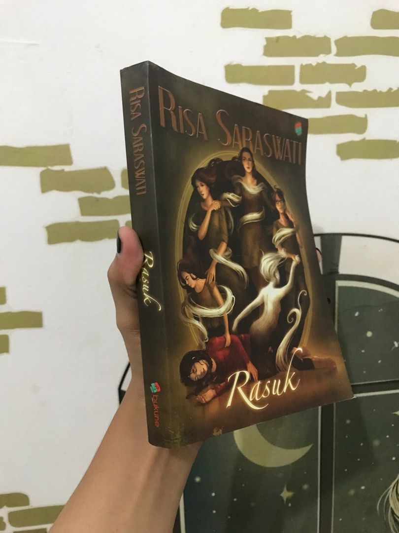 Buku Rasuk Risa Saraswati, Buku & Alat Tulis, Buku di Carousell