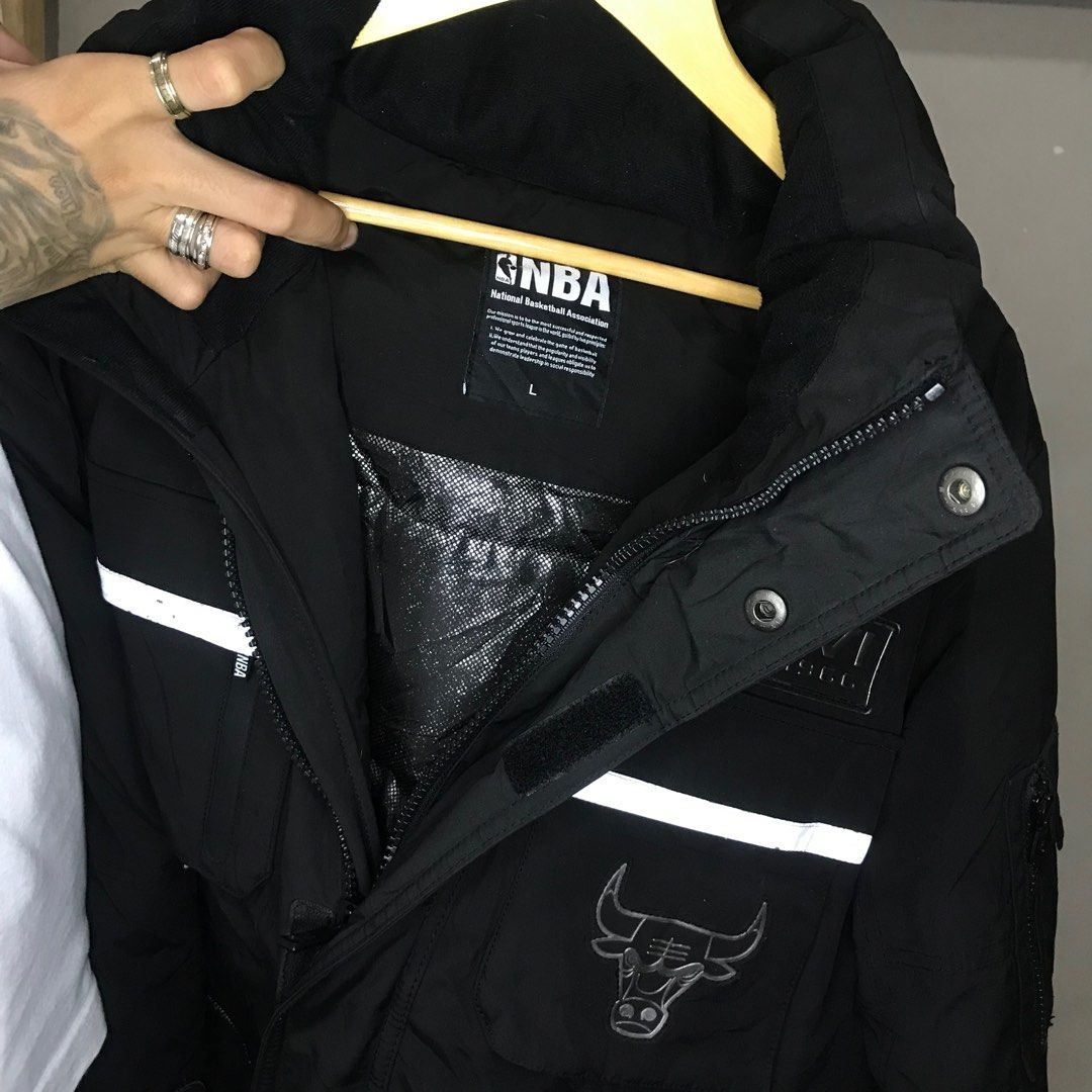 Chicago Bulls NBA puffer jacket, Men's Fashion, Coats, Jackets and ...