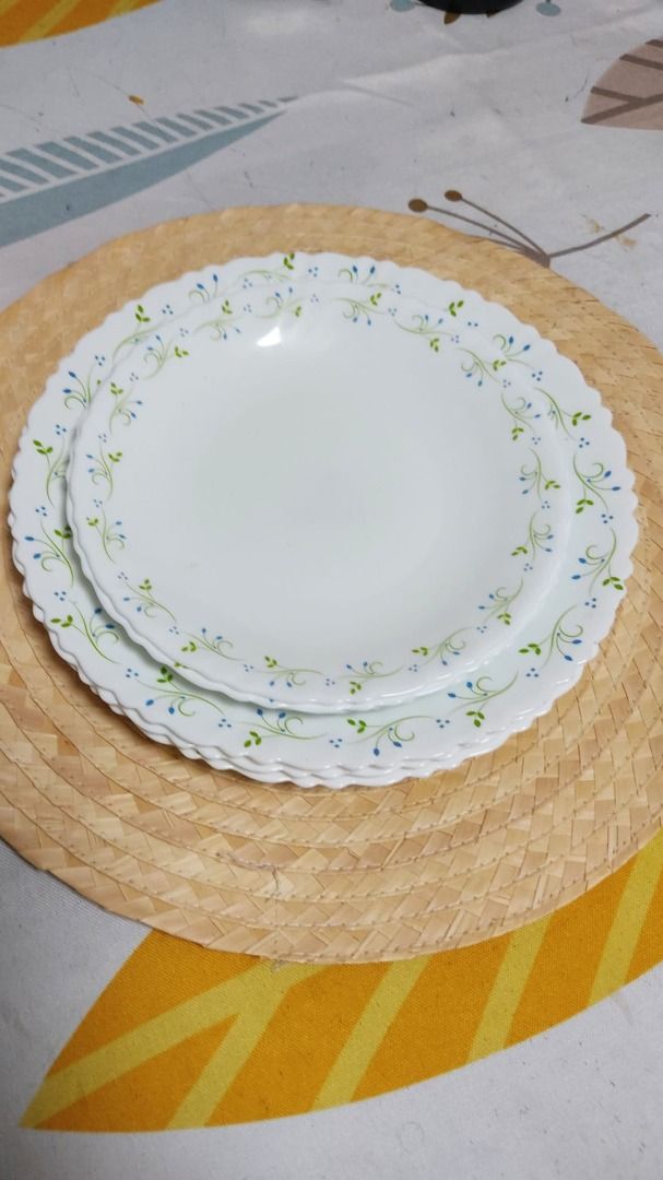 Cello Plates, Furniture & Home Living, Kitchenware & Tableware ...