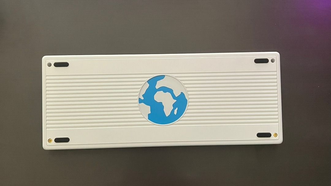 Earth 65 Keyboard modded barebones kit, Computers & Tech, Parts ...