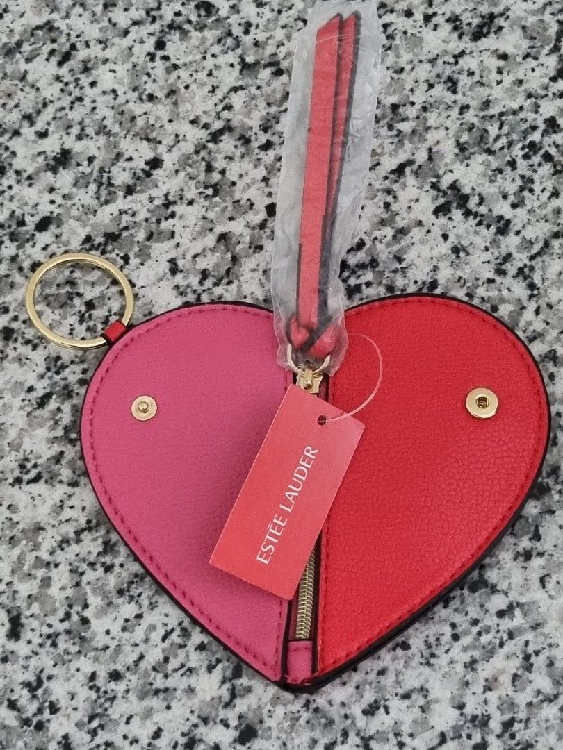 Estee lauder keyholder, Women's Fashion, Bags & Wallets, Wallets & Card ...
